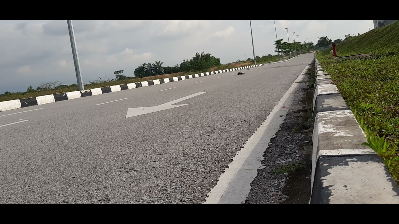 wltoys 104001 speedrun kemalangan lompat bintang.. - YouTube