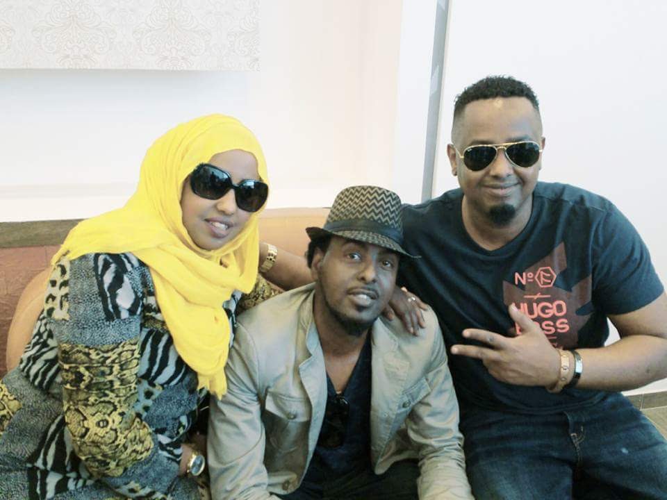 MUQDISHO - Hodan Cabdiraxmaan iyo Axmed Rasta – Wacdaraha 2016 & Xamar ...