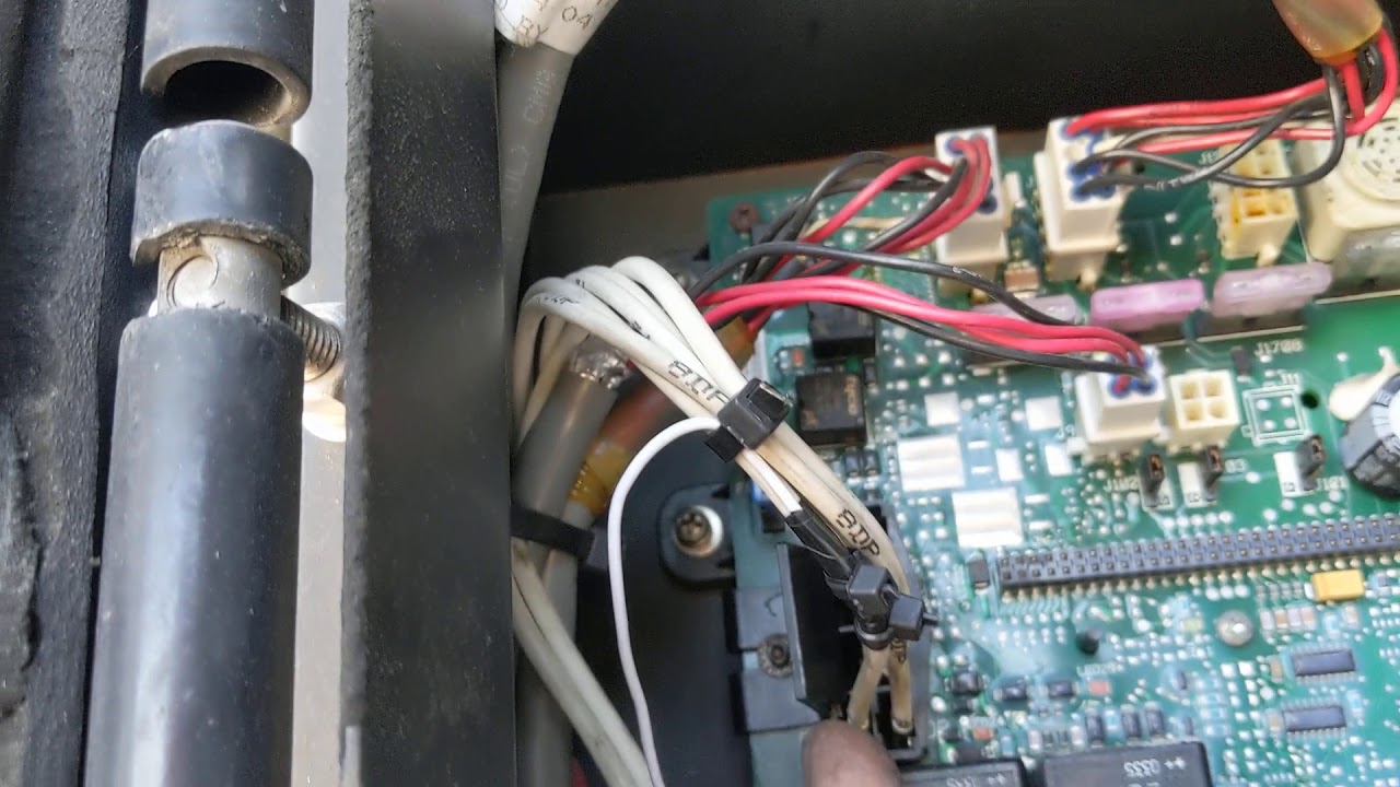 Thermo King reefer trailer three wire install - YouTube