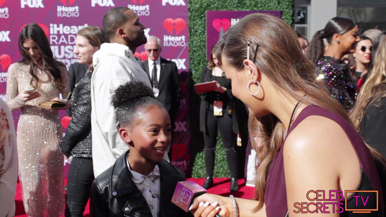 Faithe Herman Talks Being in New Movie SHAZAM with Asher Angel - YouTube