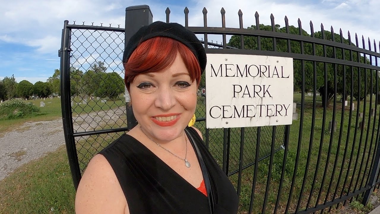 Memorial Park Cemetery, Tampa. This is Cal O' Ween ! - YouTube