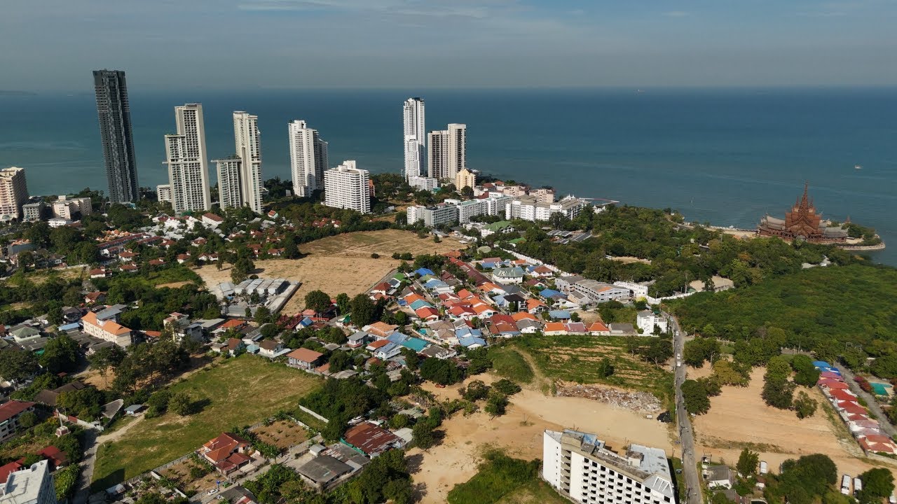 Naklua | Birds eye view | Pattaya Thailand | December 3, 2024 - YouTube