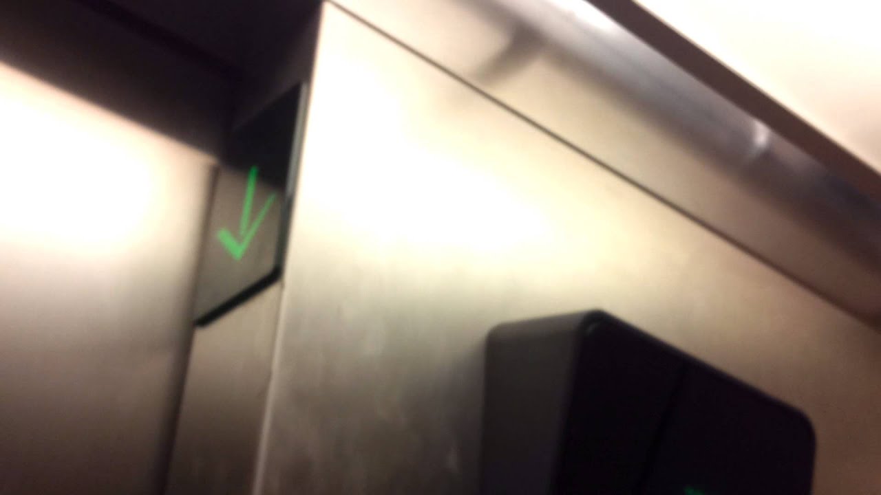 Samsung Galaxy S II: Otis Series 1 Hydraulic Elevator at Kroger ...