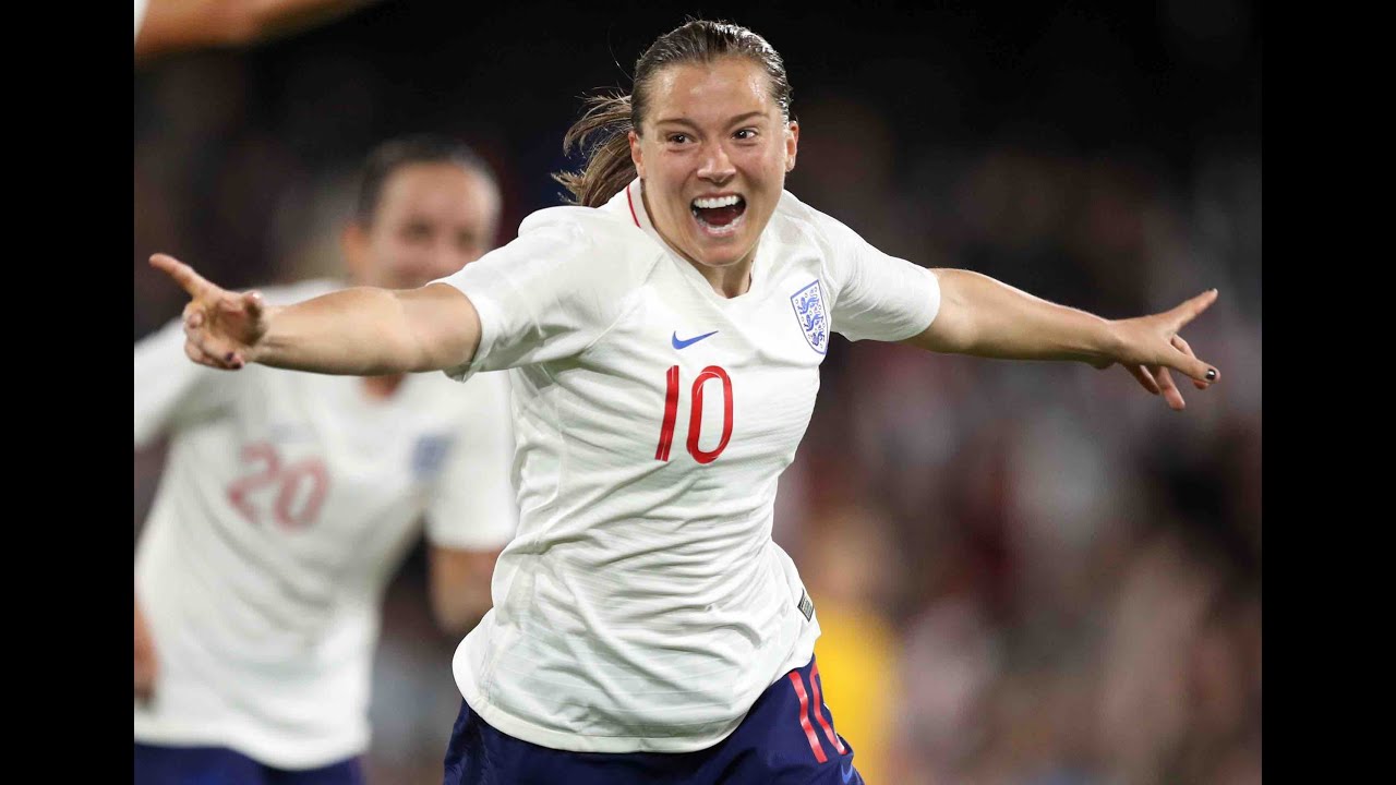 Flo Lloyd Hughes on Fran Kirby - YouTube