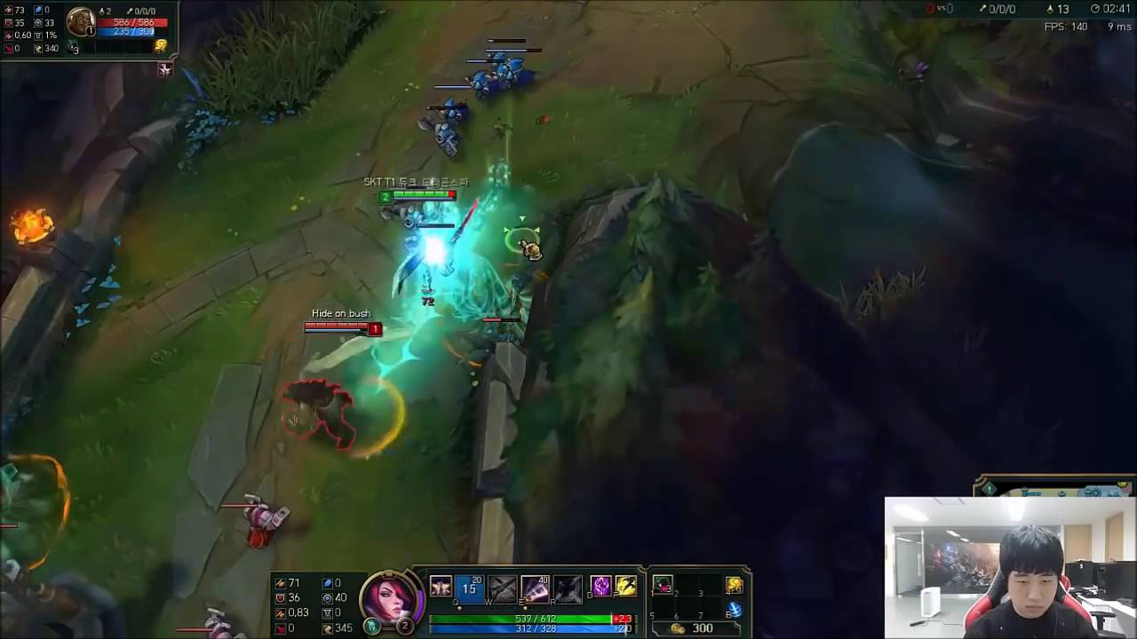 SKT Duke (fiora) vs SKT Faker (illaoi) stream - YouTube