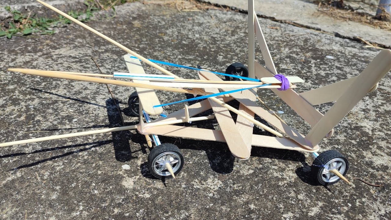 #DIY / Battle Car with a Crossbow / Mad Max Car # Borbeno Auto od ...