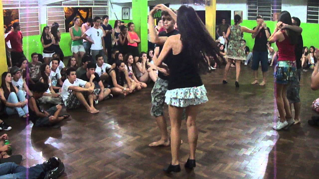 JÉSSICA Azul av Preta Set 2011 xote - YouTube