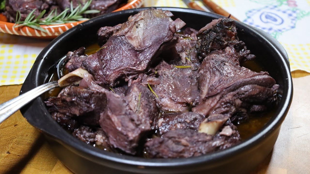 Chanfana de borrego receita tradicional portuguesa - YouTube