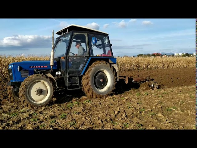 Zetor 5748 2011 Agricultural Tractor Photo And Specs JJO 772S | 1978