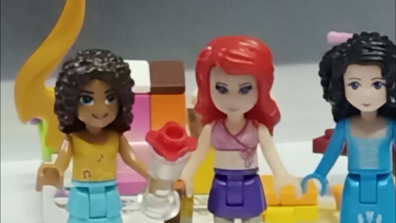 LEGO Friends Video *(The Heartlake Playground)* - YouTube