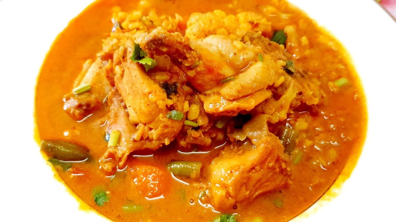 Chicken Dal Curry (Tamil) | சிக்கன் பருப்பு குழம்பு | Chicken paruppu ...