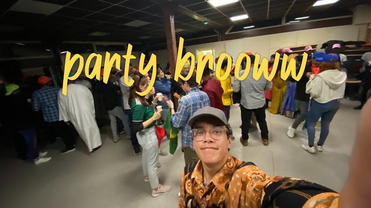 PECAHH!! TAMPIL PAKE BATIK DI ACARA INTERNASIONAL -integration week ...