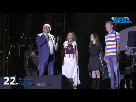 MİLLİ YÜZÜCÜ, DÜNYA ŞAMPİYONU GURURUMUZ SÜMEYYE BOYACI’YA SBD ÖDÜLÜ VERİLDİ