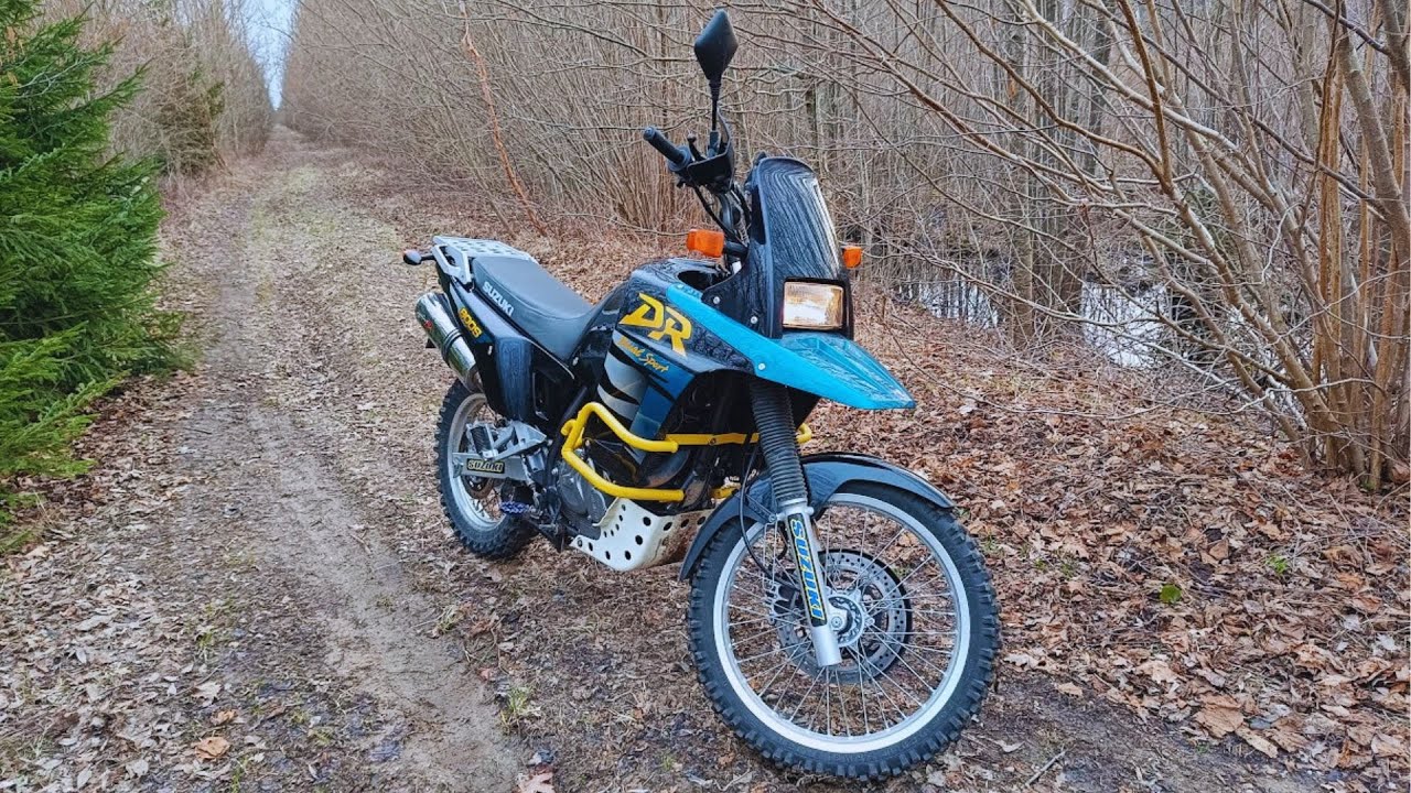Motorcycle maintenance- Suzuki DR800S - YouTube