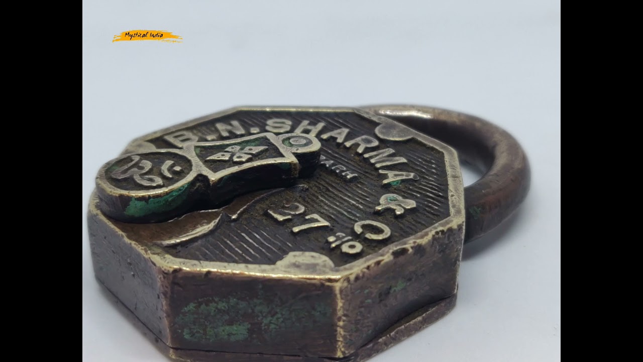 Vintage lock, famous "Aligarh lock" अलीगढ़ी ताला - YouTube