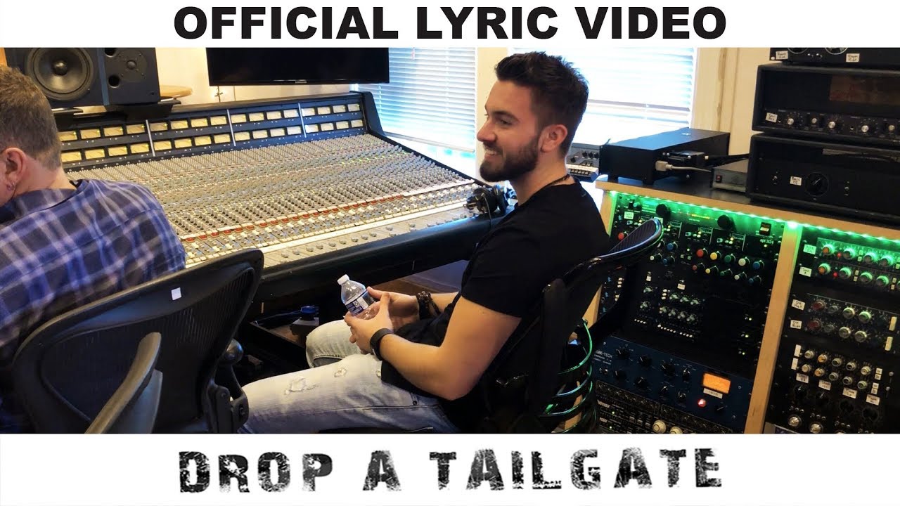 Ryan Montgomery - "Drop a Tailgate" (Official Lyric Video) - YouTube