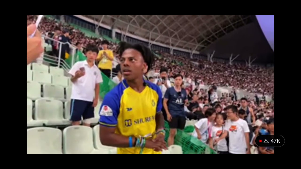 Ishowspeed starts a wave in Japan - YouTube