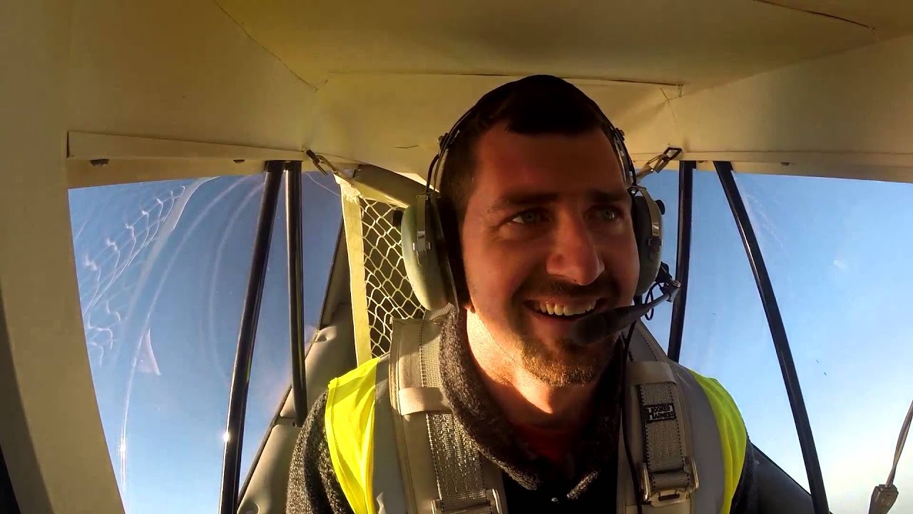 Mark Rosier Aerobatics 23.12.15 - YouTube