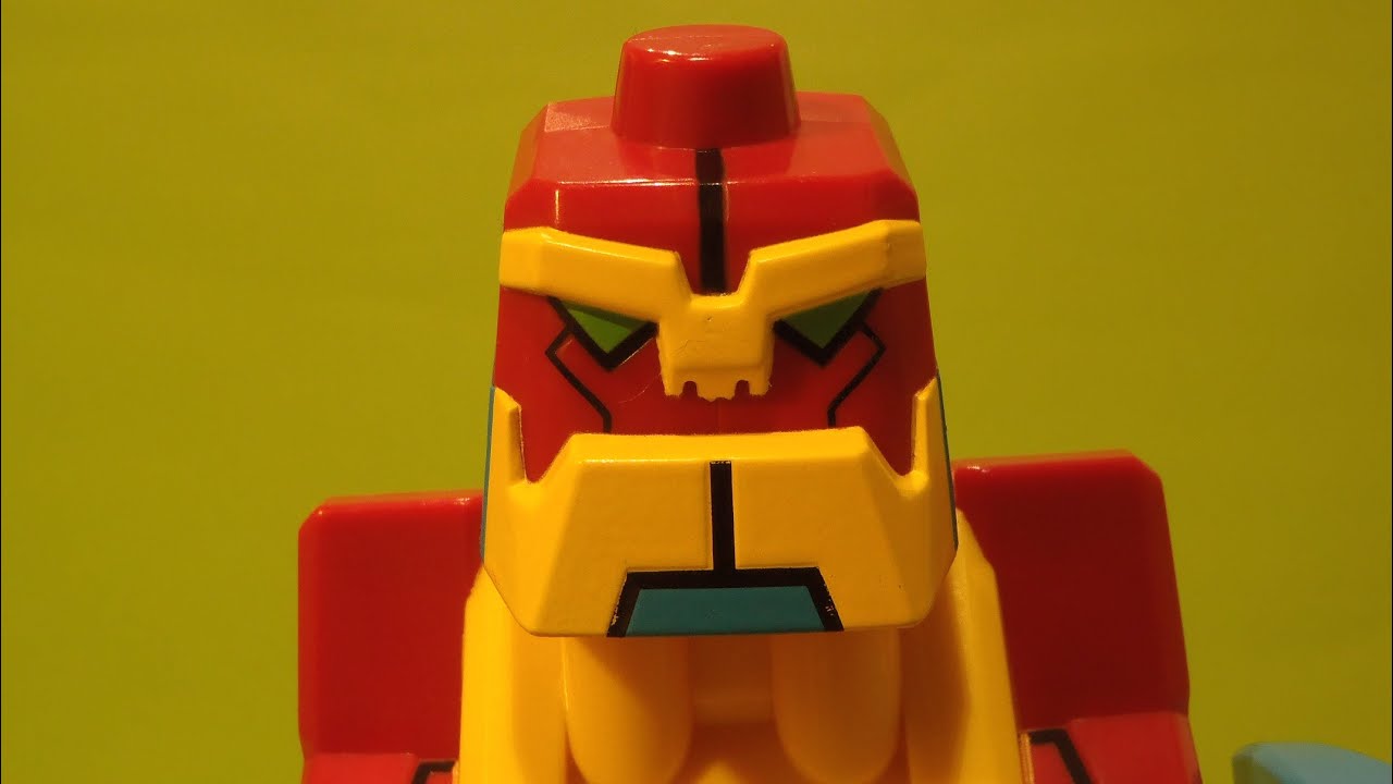 Ben 10 Omniverse Bloxx Feature Figure from BanDai - James Childs, Toy ...