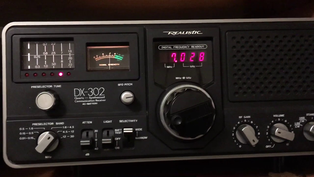 Realistic DX-302 40m CW contest - YouTube