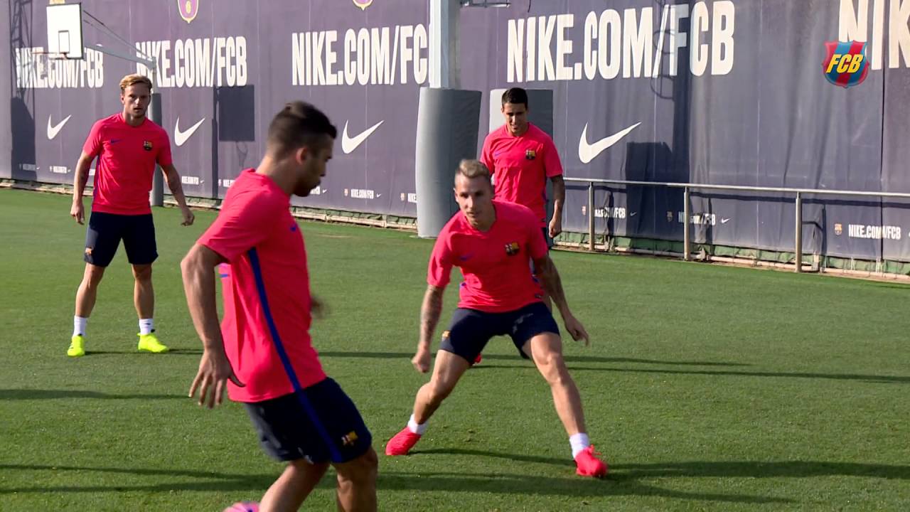 FC Barcelona evening training session (04/08/2016) - YouTube