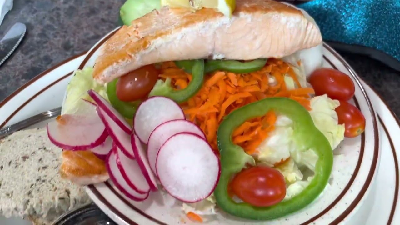 Dropped at New York Deli for lunch - YouTube