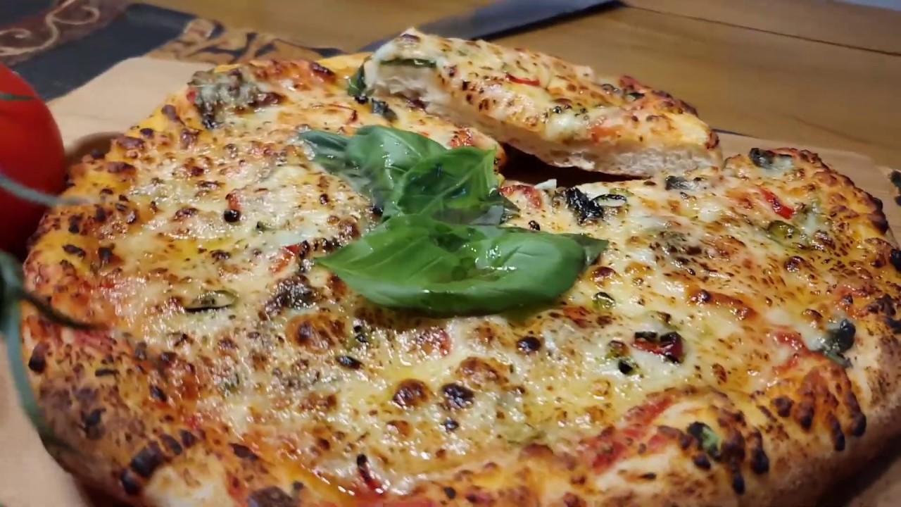 mozzarella cheese tomato and basil Pizza - YouTube