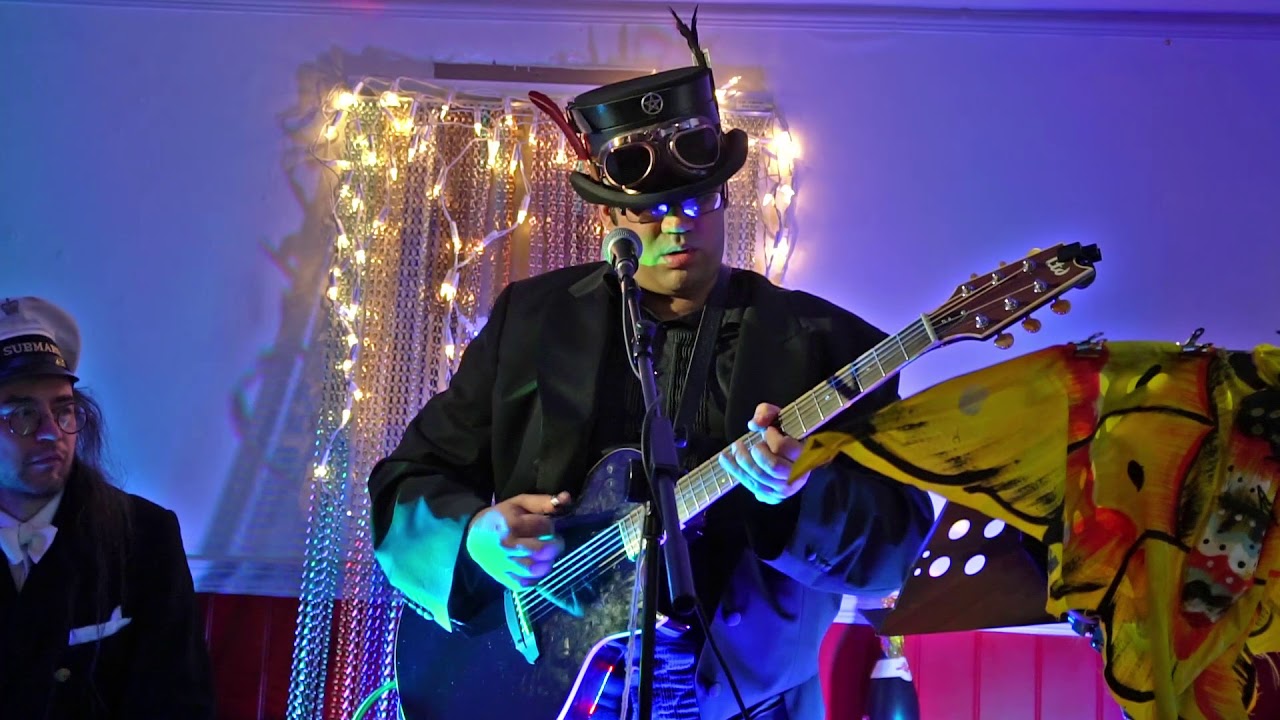 Dan Heavey@NYE Open Mic 2018 - YouTube
