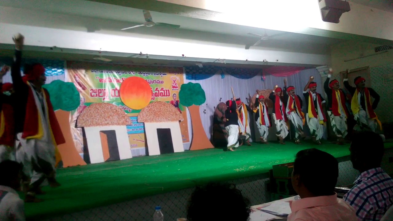 BUDABUKKALA SAMPRADAYA FOLK DANCE - YouTube