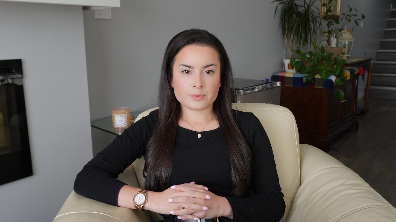 How to Stay EMOTIONALLY DETACHED - YouTube