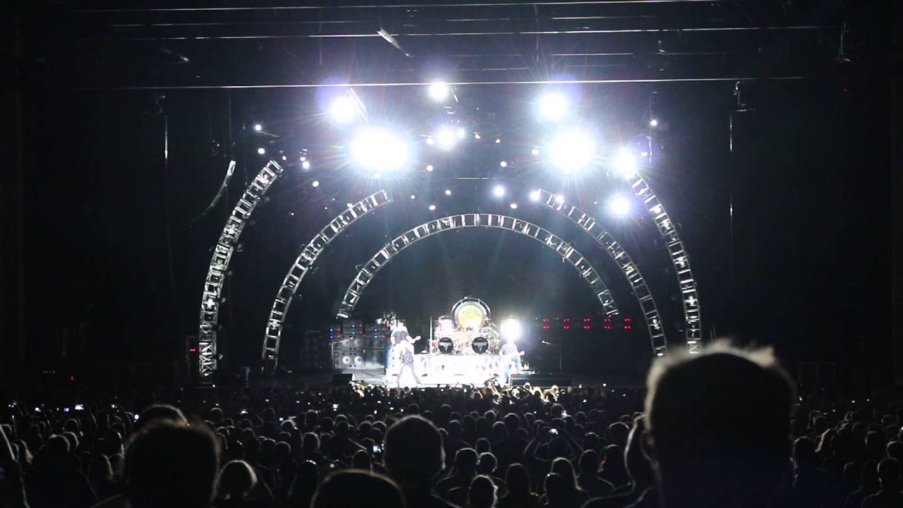 Light Up The Sky Snippet - Van Halen 2015 North American Tour Concert ...