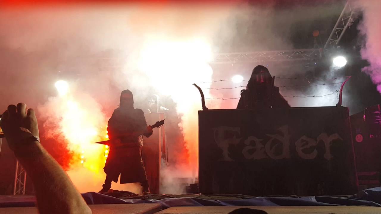 Crossfader - First live performance (8/5/2016) - YouTube