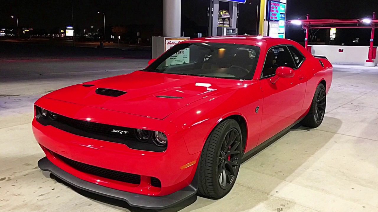 SRT4 30 PSI E85 vs Hellcat - YouTube