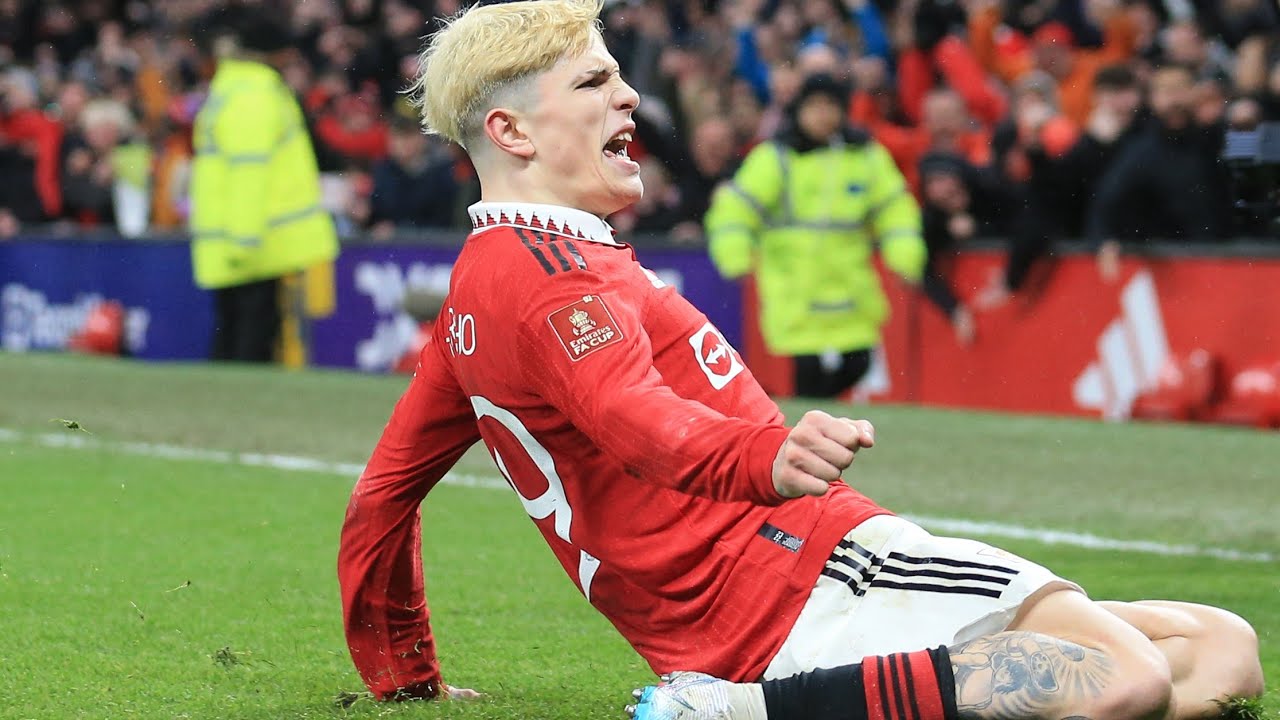 Alejandro GARNACHO 2023 The Manchester United | BEST Skills, Assists ...