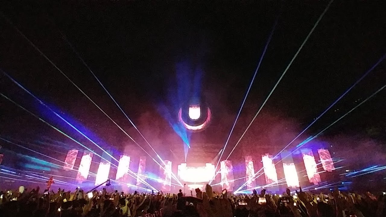 [1/4] ZEDD LIVE @Ultra Music Festival Korea 2018 - YouTube