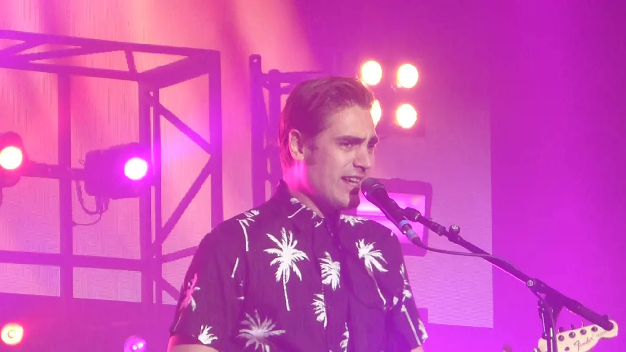 Busted - Britney - Half Way There Tour - Resorts World Arena Birmingham ...