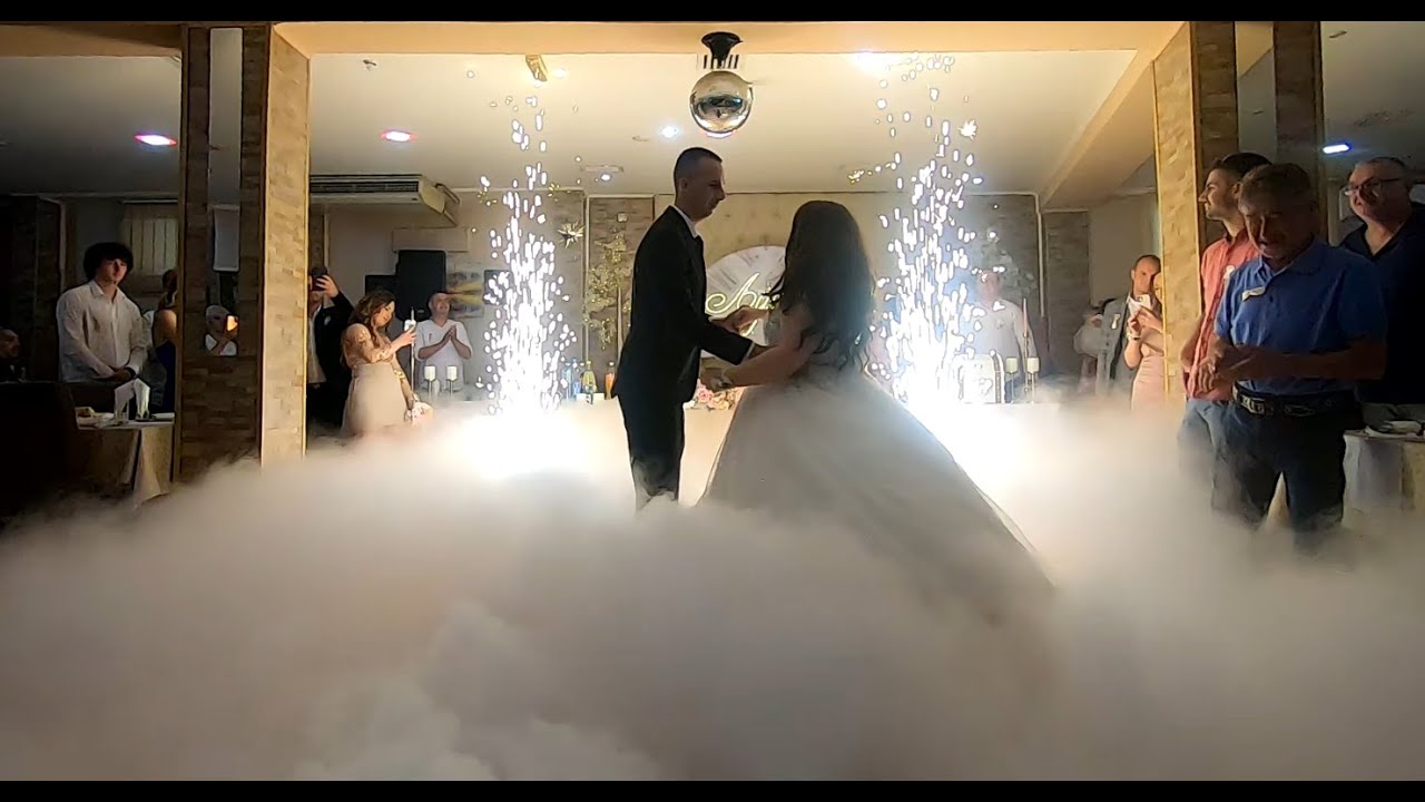 Prvi ples - podni dim - suvi led - mladenački ples - restoran kod Ćira ...