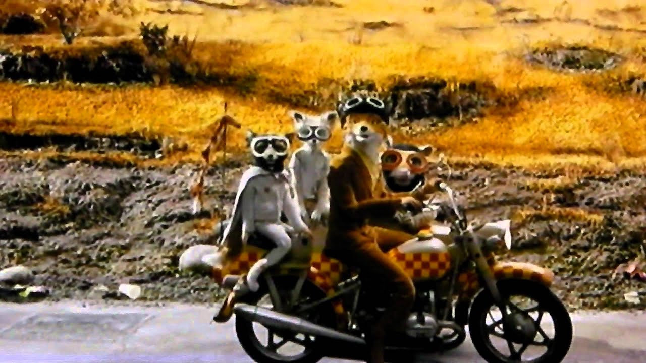 Fantastic Mr Fox (Wolf Scene) - YouTube