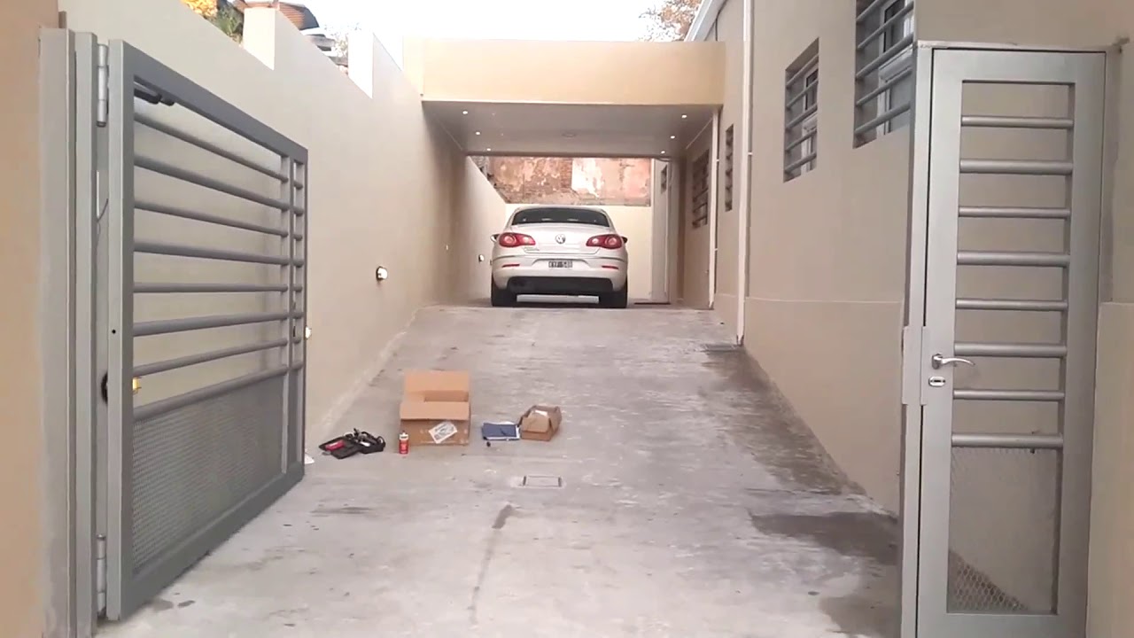Portón batiente automático - YouTube