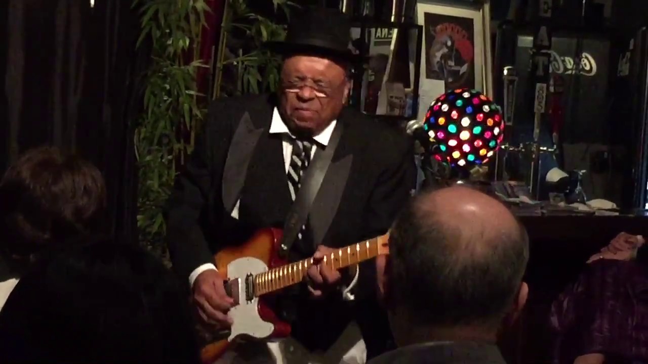 Roy Gaines . Every Day I Have The Blues . December 2016 . - YouTube