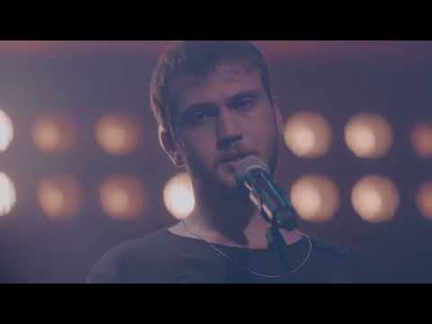 Çukur-Bul Beni Sokaklarinda