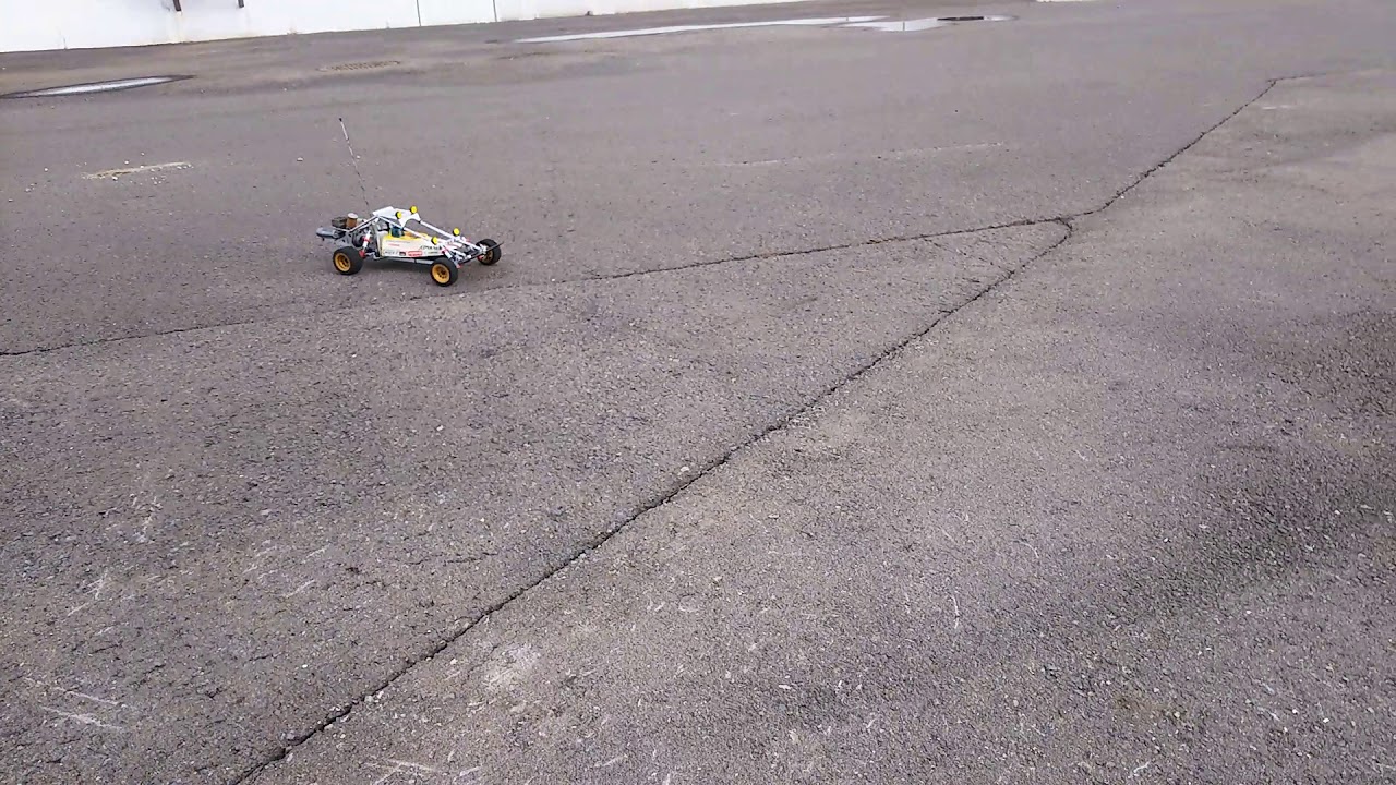 京商アドバンス (KYOSHO ADVANCE) 1980年代の旧車RC スポンジタイヤ走行 - YouTube