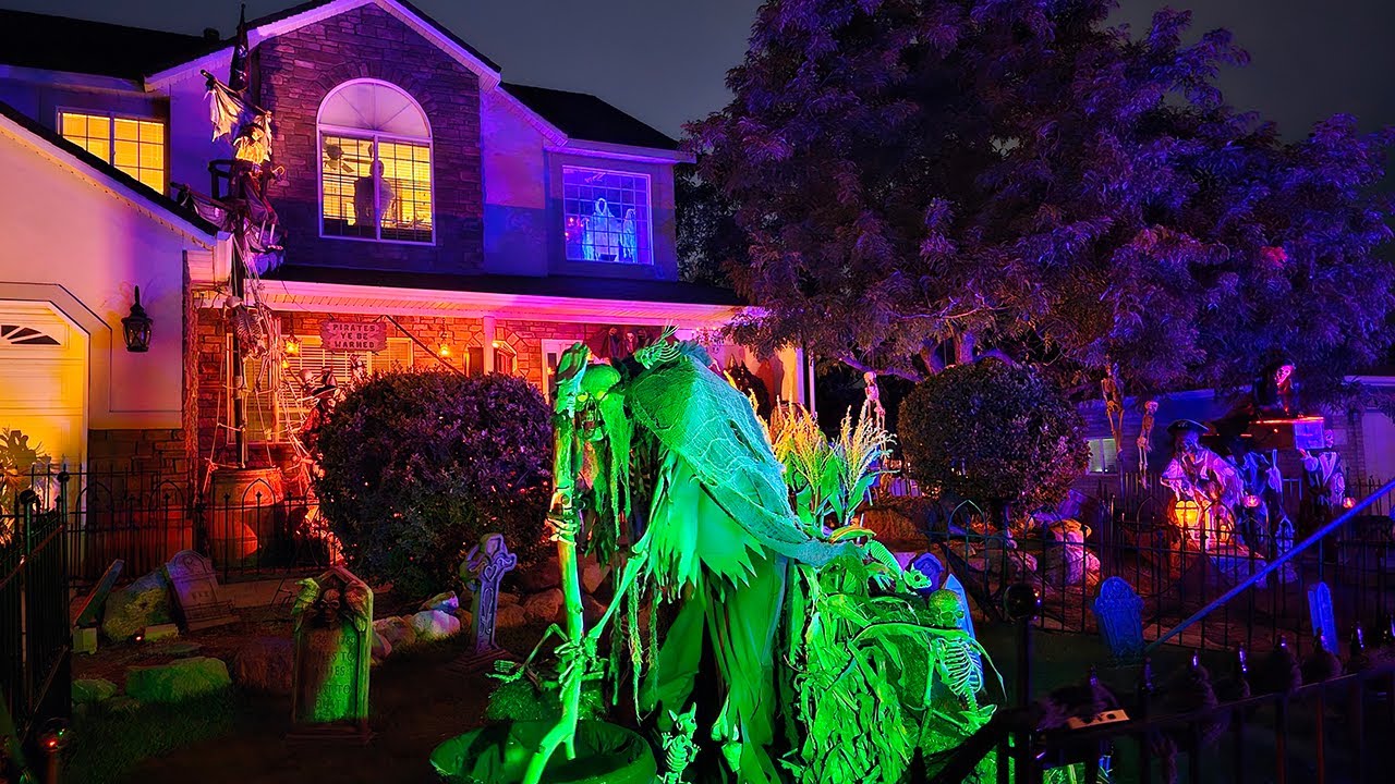 Christiansen Haunted Hallows in Riverton, Utah - YouTube