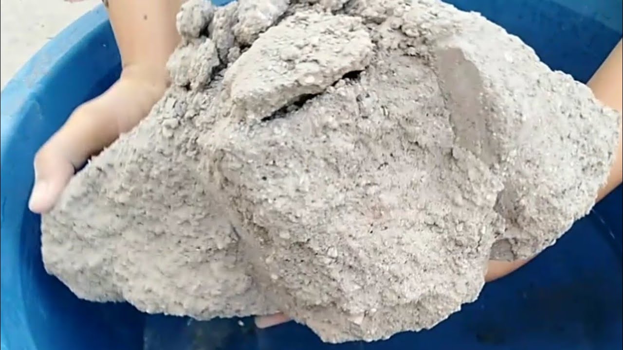 Huge Soft Dusty Grainy Chunks crumbling in lots of water💦💦 Satisfying ...