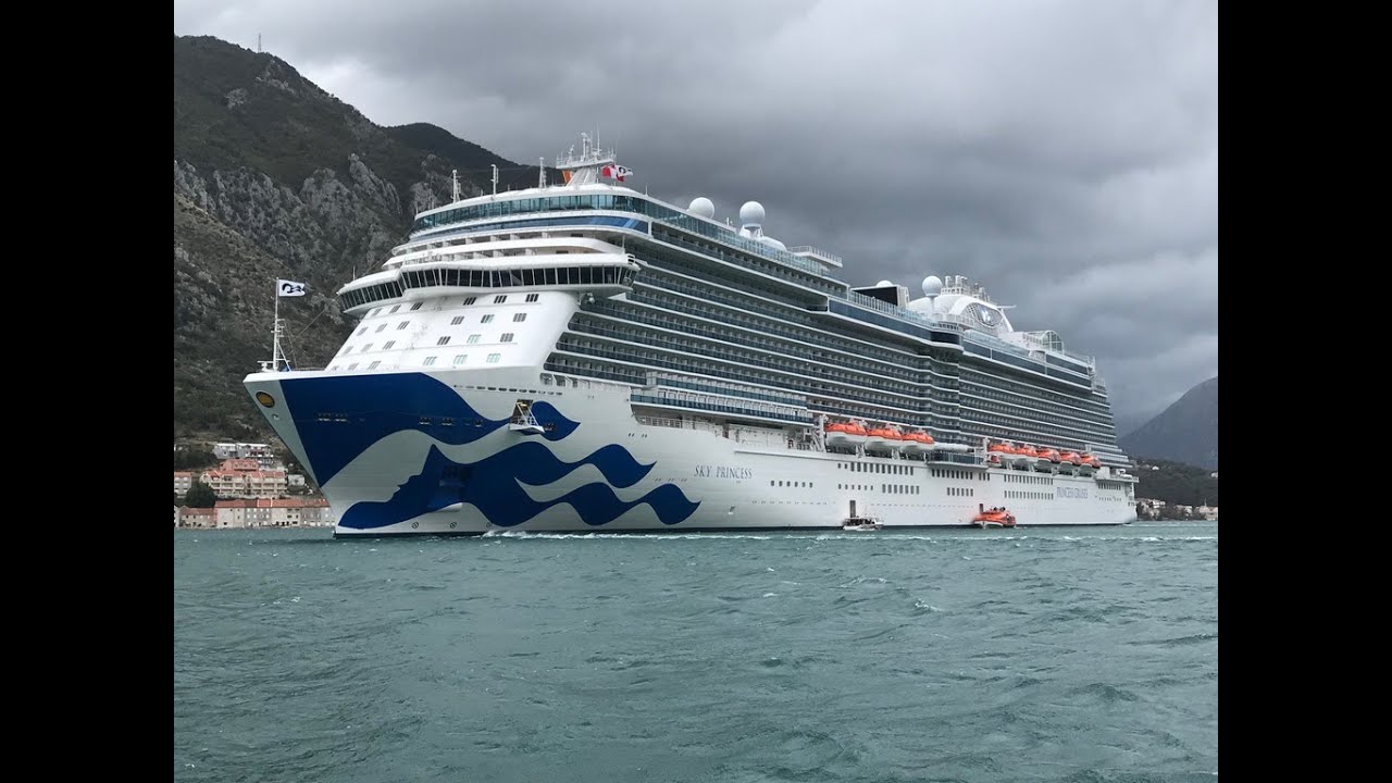 Un paseo por el Sky Princess - YouTube