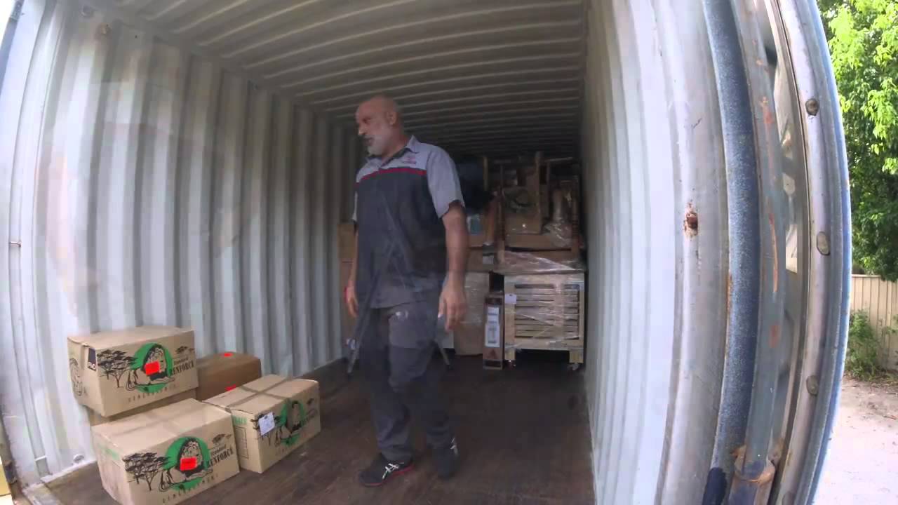 UPakWeShip 20ft Container Loading Time Lapse - YouTube