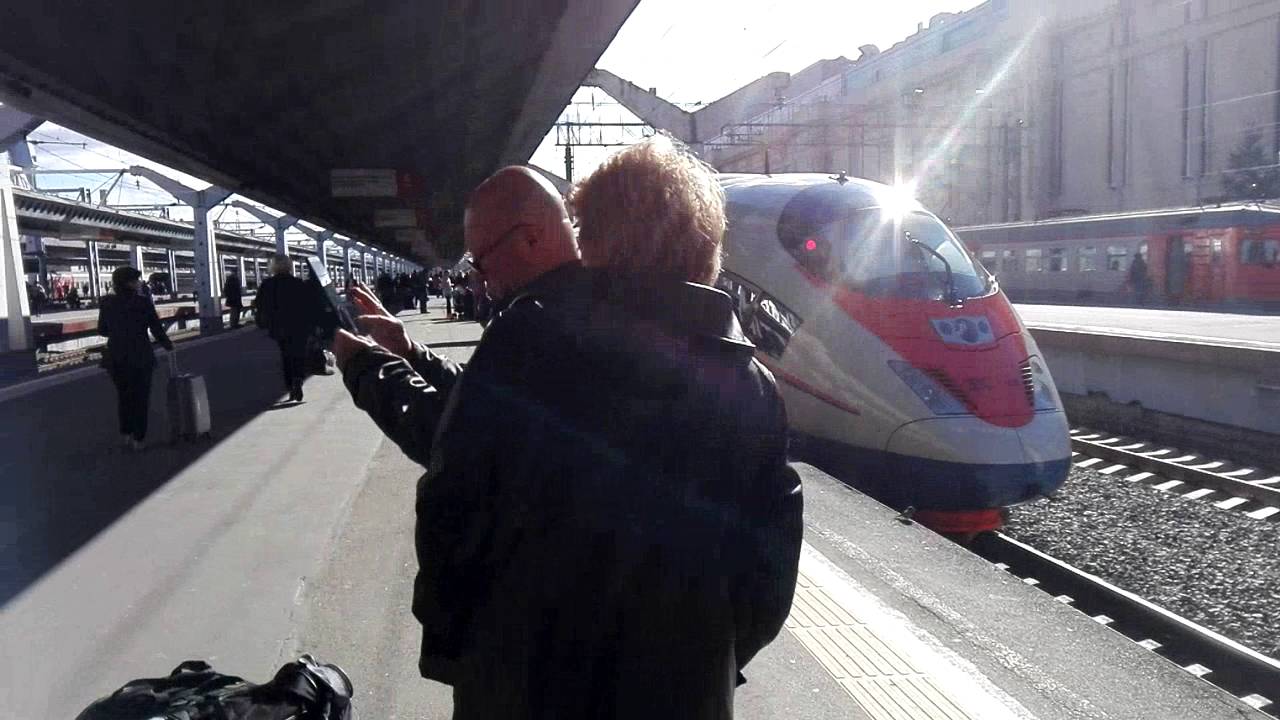 Russian high speed train sapsan moscow saint petersburg - YouTube