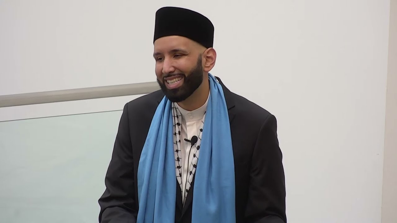 More Sacred Than the Ka’bah | Eid Khutbah by Dr. Omar Suleiman - YouTube