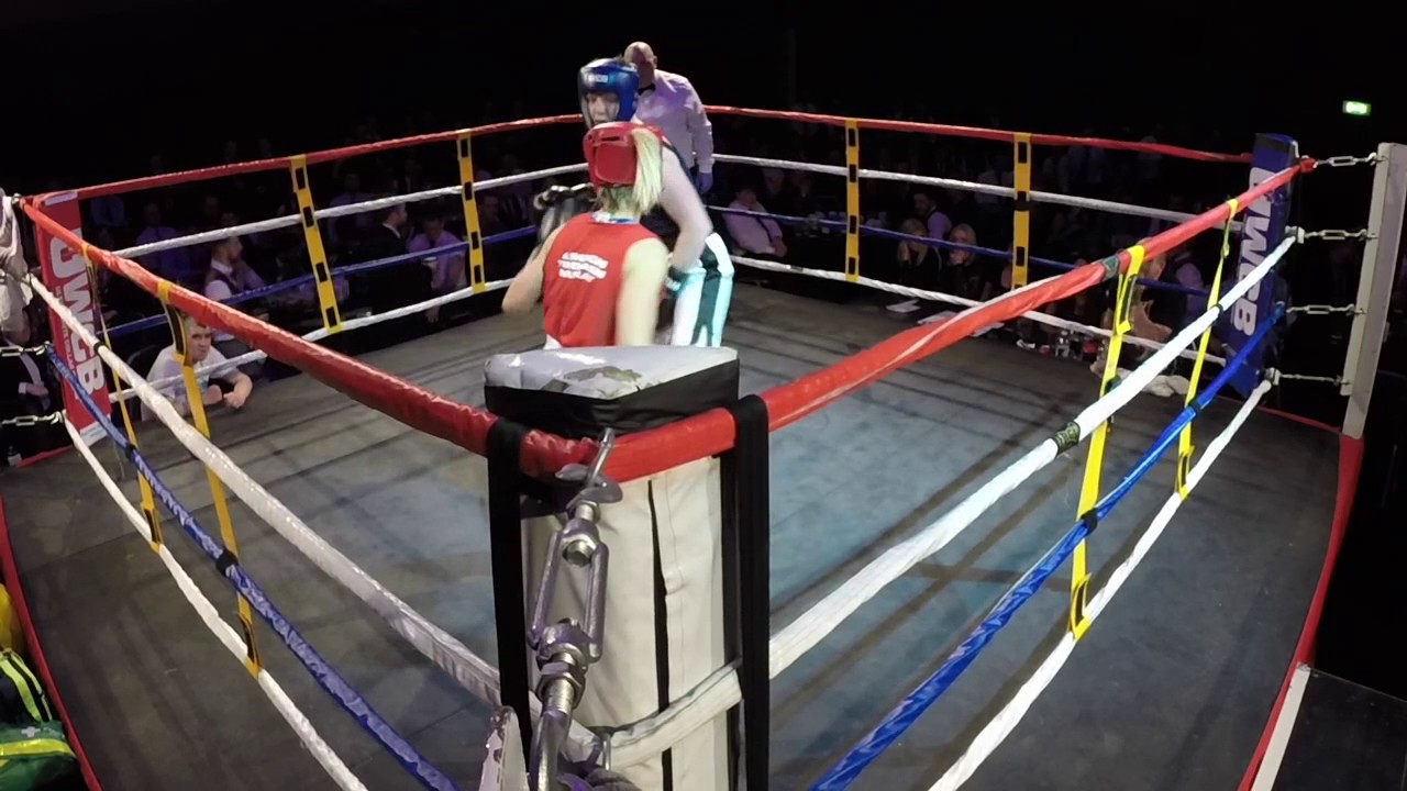 Ultra White Collar Boxing | Edinburgh | Ashleigh Murray VS Shaunie ...