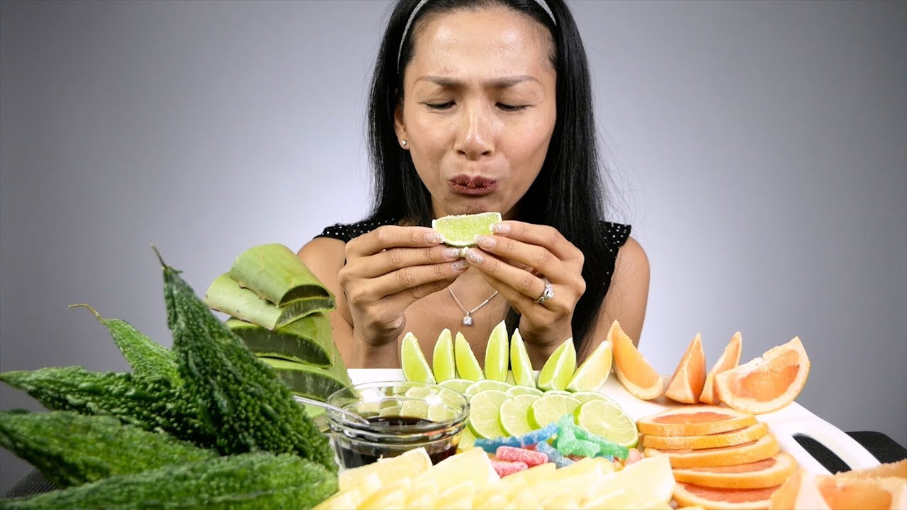 MIRACLE BERRY Taste Test | Taste Tripping - YouTube